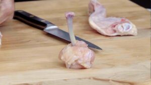 Deboning a Chicken - Jacques Pépin Foundation