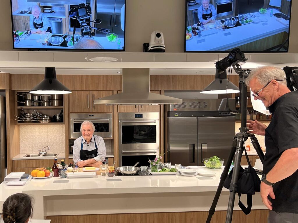 Demonstration and Filming at Yale New Haven Health Teaching Kitchen - Jacques Pépin Foundation